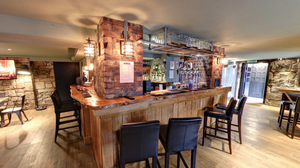 NEW TO THE MARKET BAR/TAPAS RESTAURANT - BRIDGE OF ALLAN - Falconer ...